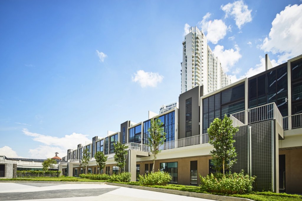 Aperia Mall | CapitaLand