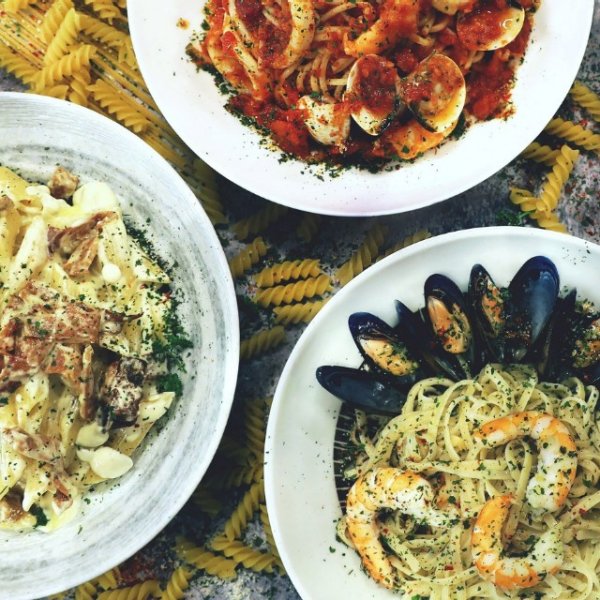 PASTAMANIA | Restaurant | Seafood | Food & Beverage | CapitaLand Malls